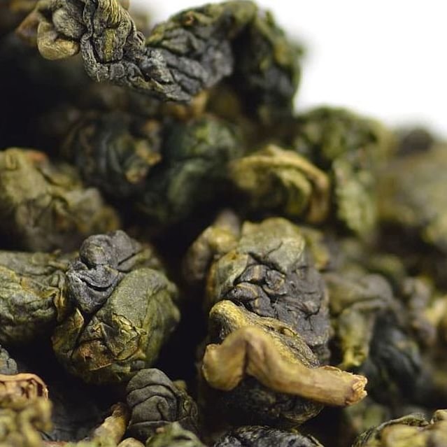 Alishan Tea Guide (How To Brew Ali Mountain Tea, Where To Buy & More)