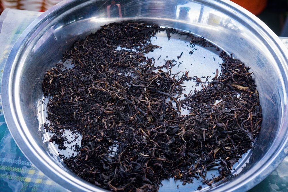 Why Does Tea Make My Mouth Dry? (And What You Can Do About It)